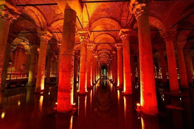 Private Guided Tour Hagia Sophia, Cistern, Topkapi and Bazaar - An In-Depth Look at the Itinerary