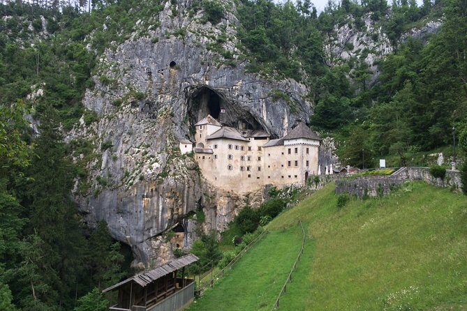 Private Guided Tour of Ljubljana and Lake Bled from Zagreb - FAQ