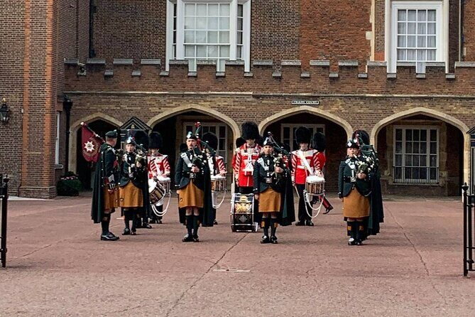 Private Guided Tour of London Landmarks - English or Italian - The Sum Up