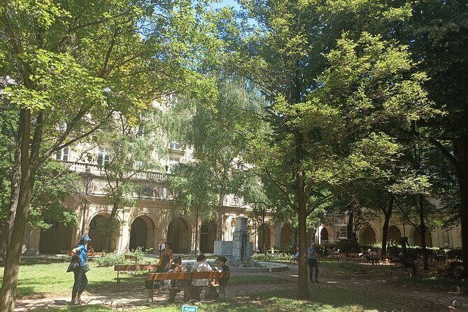 Private guided tour of Lyon - 3 to 4 hours - Who is This Tour Best For?