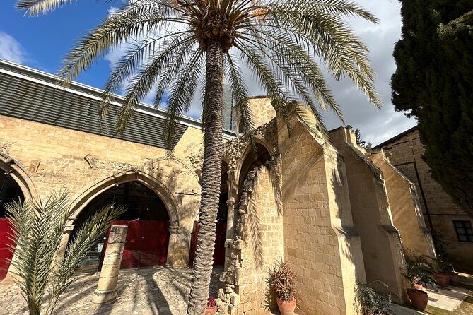 Private guided Tour of Nikosia Oldtown with Border Crossing - What Makes This Tour Stand Out?