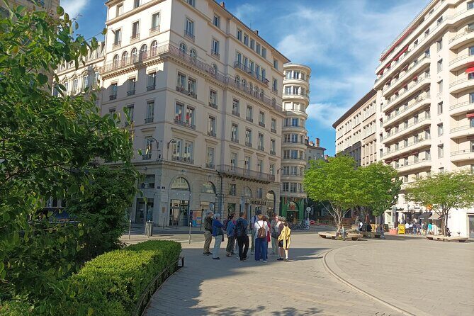 Private guided tour of Old Lyon with your official tour guide ! - A Closer Look: What to Expect from the Tour