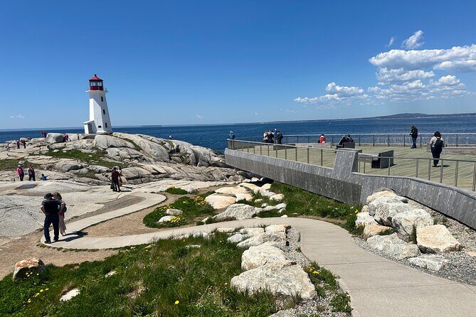 Private Guided Tour: Peggys Cove, Mahone Bay, Lunenburg & Ovens - Transportation and Group Dynamics  