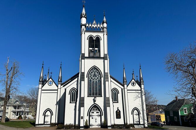 Private Guided Tour: Peggys Cove, Mahone Bay, Lunenburg & Ovens - The Practicalities  