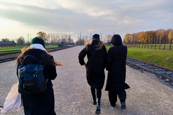 Private Guided Tour to Auschwitz & Birkenau from Krakow - Introduction to the Auschwitz & Birkenau Private Tour