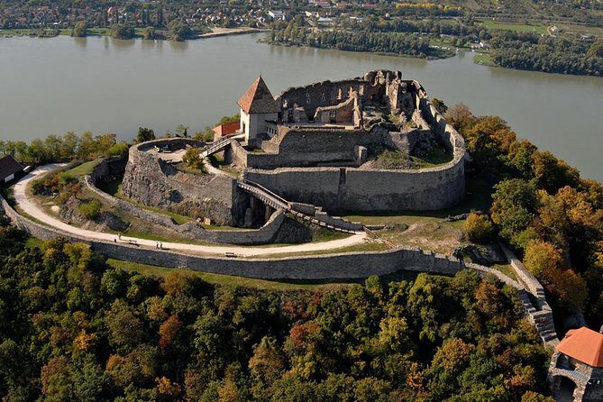 Private Guided Tour to Szentendre & Visegrád Castle (Danube Bend) - Key Points
