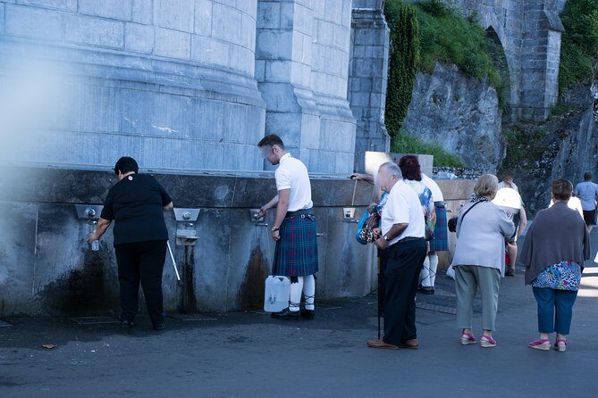 Private guided tours of Lourdes / Walking tour - Authentic and Respectful Approach