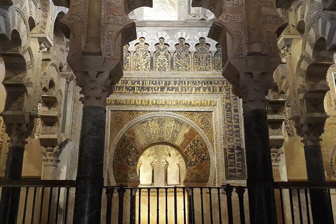 Private Guided Visit to the Mosque-Cathedral of Córdoba - Discovering the Mosque-Cathedral of Córdoba: A Detailed Look