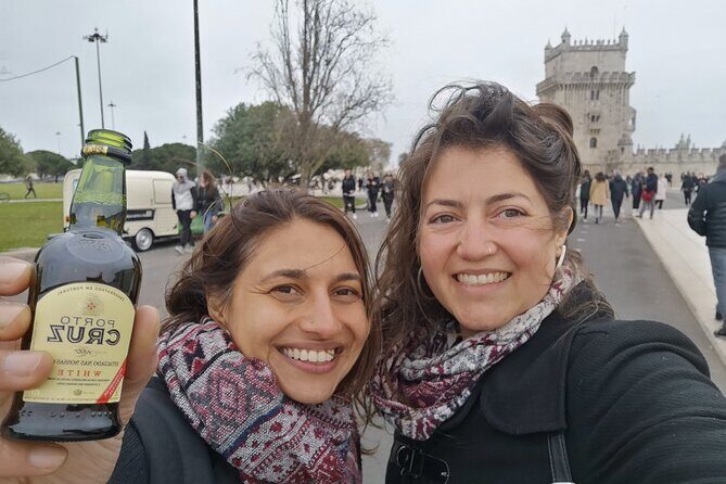 Private Half Day Sightseeing Tour in Lisbon by Tuktuk - Key Points