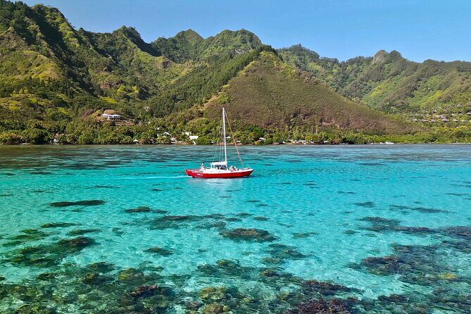 PRIVATE Half Day Tour : Moorea Snorkeling & Sailing on a Catamaran named Taboo - An Authentic Look at the Moorea Catamaran Tour