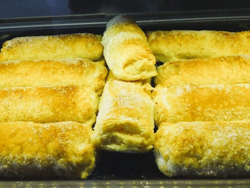 Private Half Day tour Sintra Pena Palace & Initiantion Well - The Sum Up