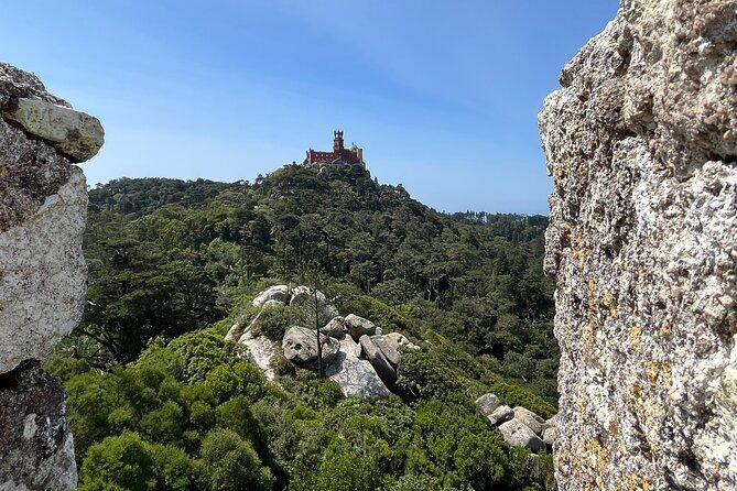 Private Half-Day Tour to Sintra (Pena Palace & Moorish Castle) - Who Should Consider This Tour?