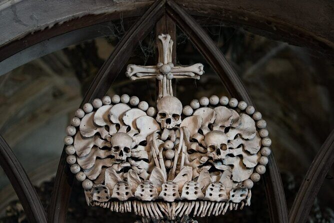 Private Half Day Trip from Prague to Bone Church - The Itinerary Unpacked: What to Expect