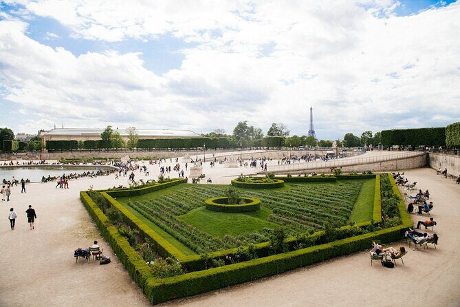 Private Half Day Versailles with Audio Guide Tour from Paris - Key Points
