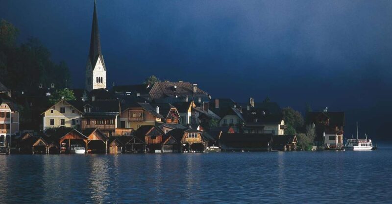 Private Hallstatt Tour from Salzburg - Discovering the Private Hallstatt Tour from Salzburg