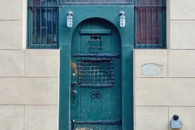 Private Haunted and Historic Audio Tour in Greenwich Village - Key Points