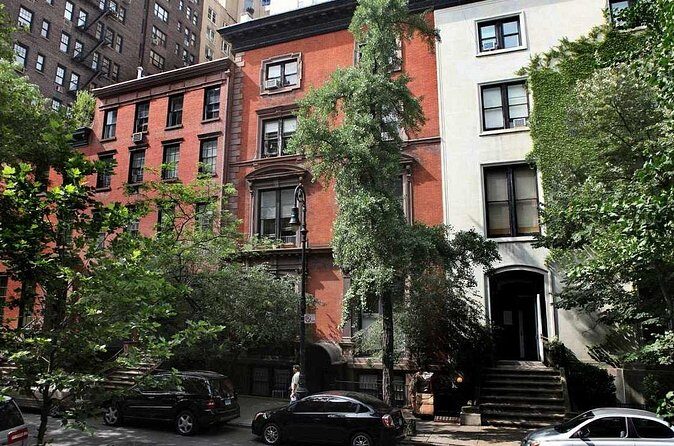Private Haunted and Historic Audio Tour in Greenwich Village - Who Should Consider This Tour?