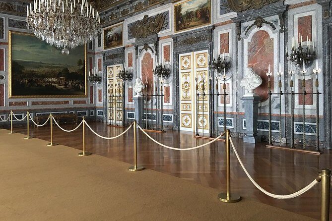 Private Herrenchiemsee Castle Tour from Munich with Cruise and Carriage Ride - FAQs