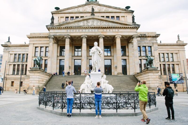 Private Highlights of Berlin Bike Tour - Exploring the Highlights of the Private Berlin Bike Tour