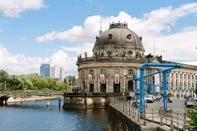 Private Highlights of Berlin Bike Tour - Who Is This Tour Best Suited For?