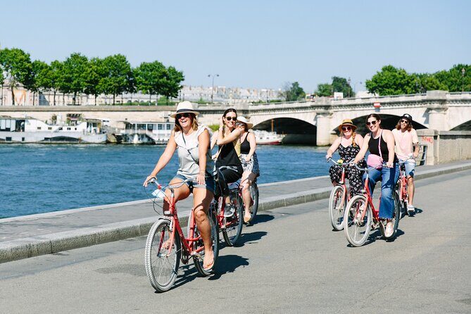 Private Highlights of Paris Bike Tour - Who Should Book This Tour?