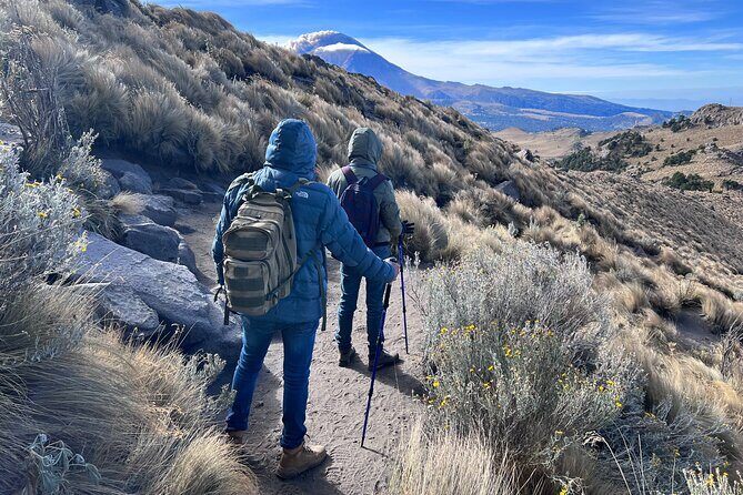 Private Hike next to volcano at 14800 ft. from Mexico city - Who Should Consider This Tour?