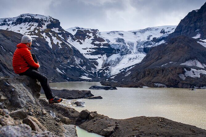 Private Hire Adventure Guide & Vehicle - The Allure of a Private Adventure in Iceland