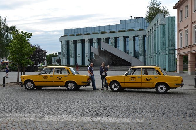 Private Historical Tour of Warsaw by a Retro Fiat with Pickup - The Sum Up