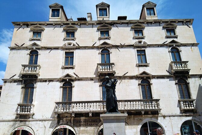 Private History tour - small group - FAQs
