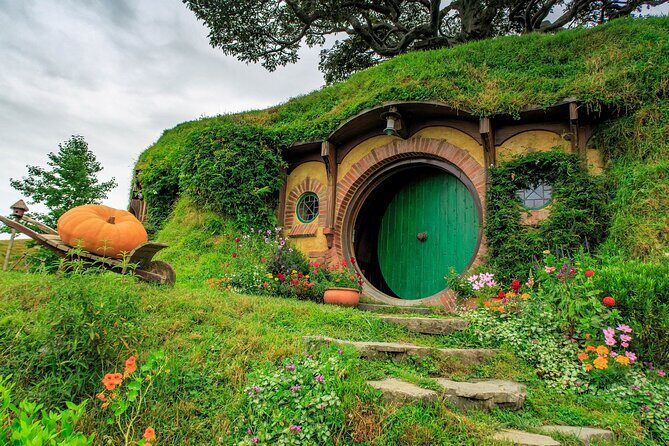 Private Hobbiton Tour from Auckland - The Itinerary in Detail