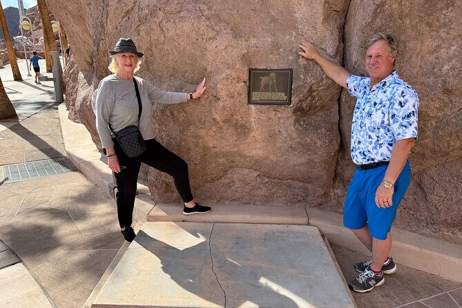 Private Hoover Dam and Valley Of Fire Tour - A Fully Detailed Look at the Tour