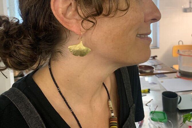 Private Initiation Workshops to Jewelry in Coruña - The Workshop Location and Logistics