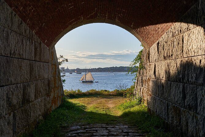 Private Island Fort Tour in Casco Bay: Boat Cruise & Island Tour - Key Points