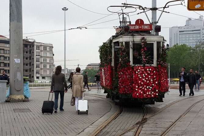 Private Istanbul Airport (IST) Arrival or Departure Transfer - Who Should Book This Service?