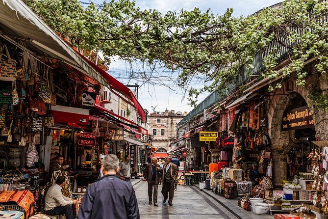 Private Istanbul Day Tour with a Local: Custom Highlights & Gems - Who Should Consider This Tour?