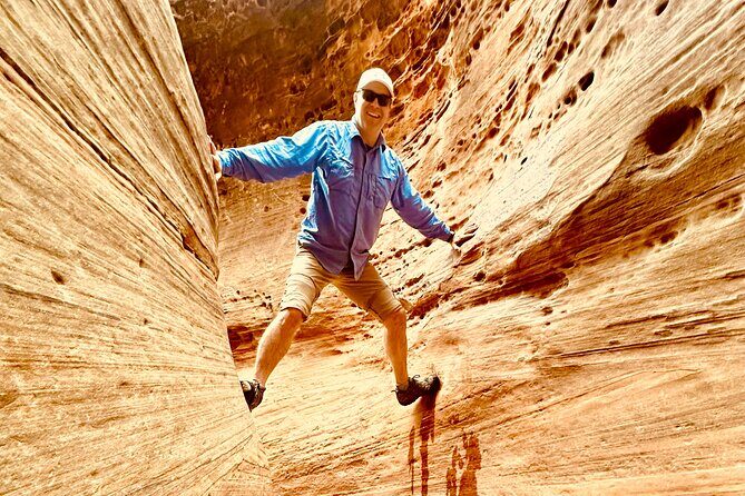 Private Jeep Ride to Explore Slot Canyons and Rock Formations - Key Points