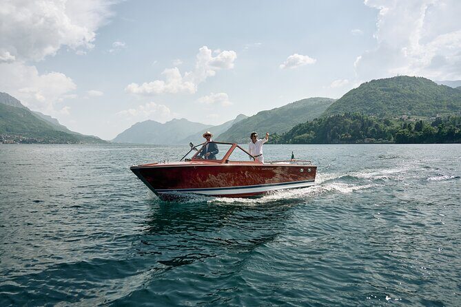 Private Lake Como Wooden Speedboat Tour with Aperitif - Practical Details and Tips