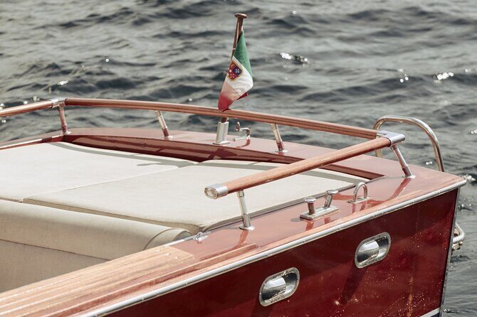 Private Lake Como Wooden Speedboat Tour with Aperitif - FAQs