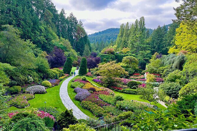 Private Large Group Tour! Butchart Gardens and Victoria City BC - Authentic Insights From Reviews