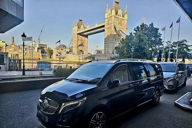 Private limo transfers Gatwick Airport to/from any London hotel - The Sum Up