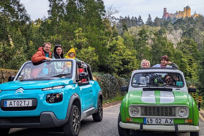 Private Local Sintra Tour: Palaces & Coast by Classic Car or Jeep - Vehicles and Comfort Level