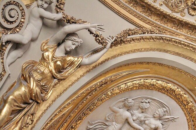 Private Louvre Museum Tour for Kids & Families with Alberto or his team in Paris - The Experience in Detail  