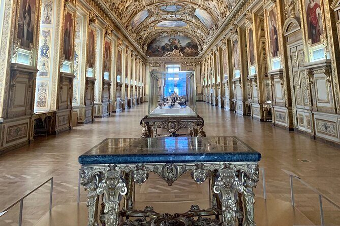 PRIVATE Louvre Wonders & Hidden Treasures Visit - An In-Depth Look at What You Can Expect