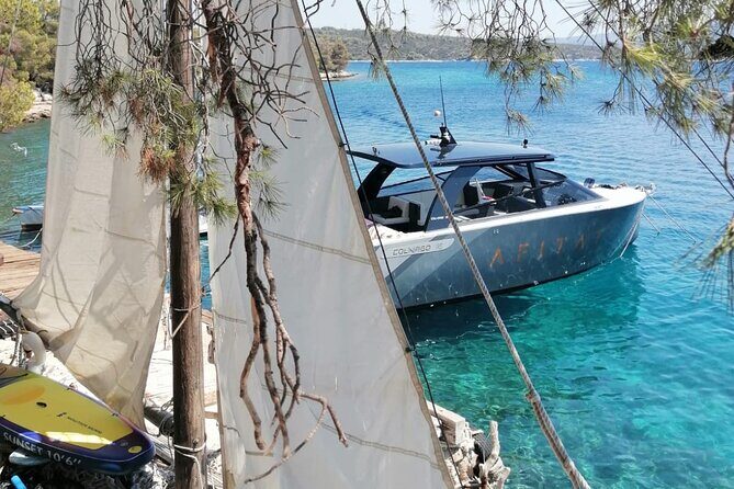 Private Luxury boat from Hvar, Bra and Split - Key Points