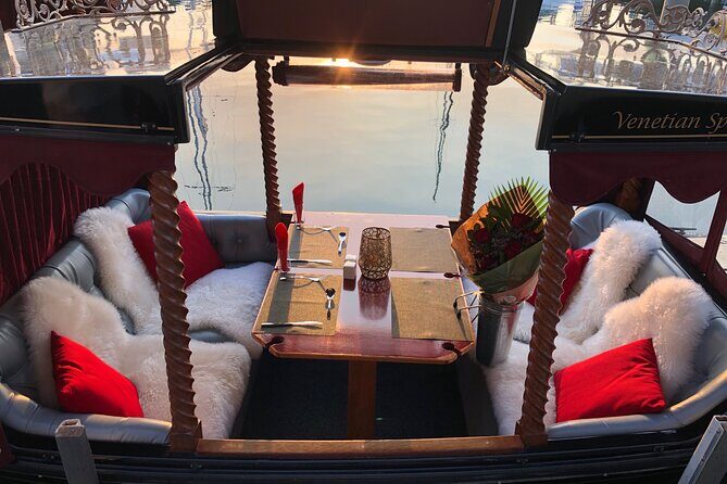 Private, luxury Gold Coast Gondola cruise with cheese & wine - Why This Experience Works