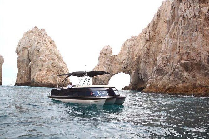 Private Luxury Pontoon Boat, Snorkel, Arch, Sunset & byond - FAQ