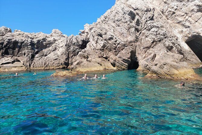 Private luxury speedboat tour-Islands, caves, beaches, snorkeling - Frequently Asked Questions