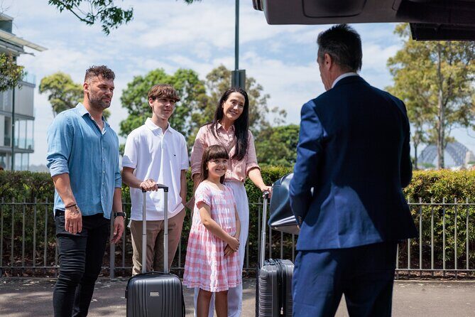 Private Luxury Transfer from Melbourne CBD to Melbourne Airport - Who Is This Service Best For?