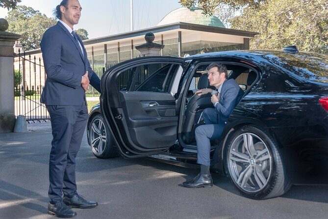 Private Luxury Transfer from Perth CBD to Perth Airport - A Detailed Look at the Experience