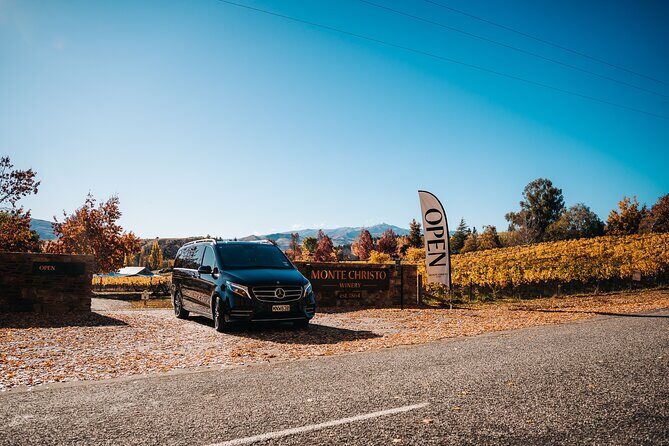 Private Luxury Transfer to Bannockburn Vineyard in Queenstown - Key Points